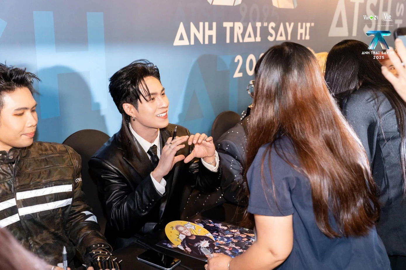 30 Anh trai say hi: Chúng tôi đến đây để làm bùng nổ cả nước - TV show ...