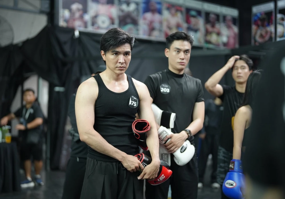 Mỹ nam Steven Nguyễn được săn đón sau Mưa đỏ, thừa nhận chịu nhiều áp lực - Hậu trường phim ...