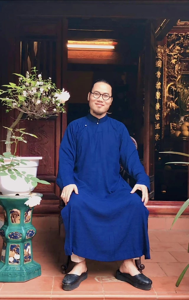 Nhan sắc vợ chân dài sinh 5 con cho nam nghệ sĩ đình đám sở hữu biệt ...