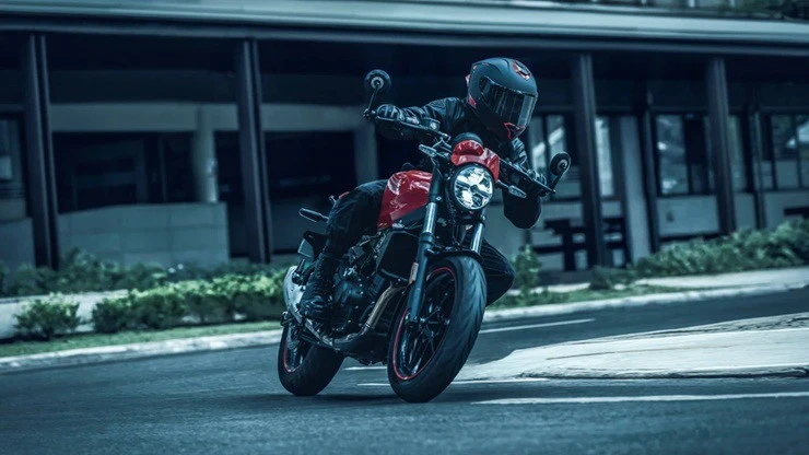 Royal Enfield Guerrilla 450 Apex 2026 ra mắt: Roadster lột xác đậm chất ...