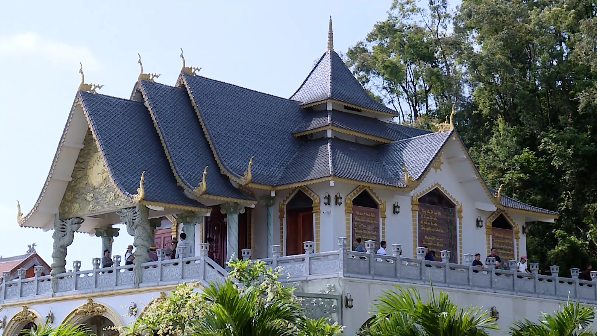 Chùa Bụt dấu xưa bên chân sóng - Du lịch - Việt Giải Trí